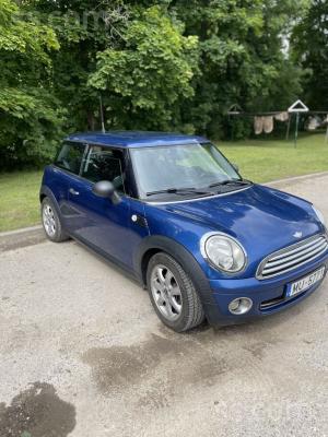 Blue MINI One 2009 in Preili, with an engine capacity of 1.40 L and mileage of 205 thousand km for 2355 €, photo 5 on AUTOMOTO.COM.LV
