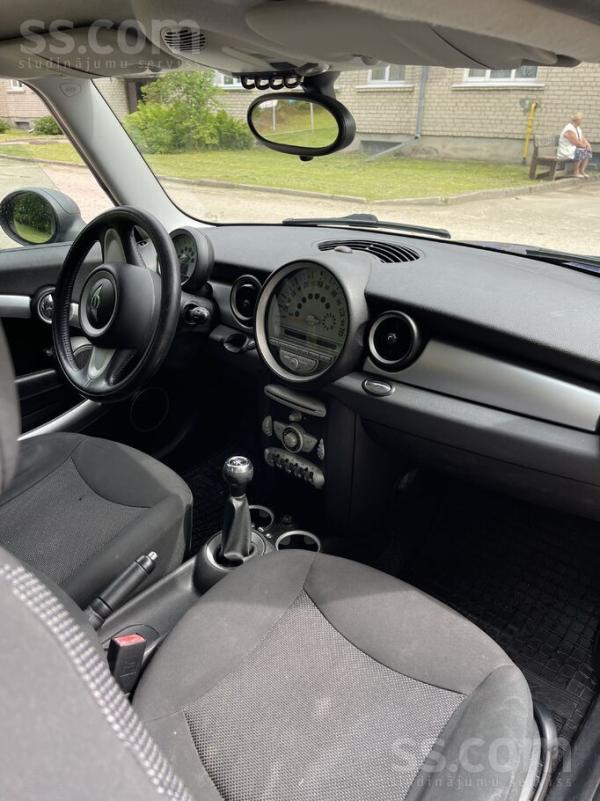Zils MINI One 2009 Preiļi, ar dzinēja tilpumu 1.40 L un nobraukumu 205 tūkst. km par 2355 €, foto 6 vietnē AUTOMOTO.COM.LV