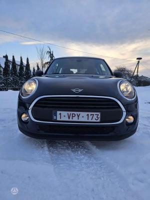 Blue MINI One 2019 in Taurage, with an engine capacity of 1.50 L and mileage of 94 thousand km for 9100 €, photo 7 on AUTOMOTO.COM.LV