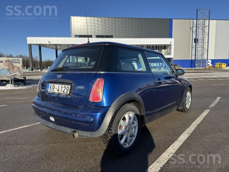 Zils MINI One 2002 Rīga, ar dzinēja tilpumu 1.60 L un nobraukumu 335 tūkst. km par 1300 €, foto 3 vietnē AUTOMOTO.COM.LV