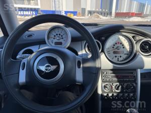 Zils MINI One 2002 Rīga, ar dzinēja tilpumu 1.60 L un nobraukumu 335 tūkst. km par 1300 €, foto 7 vietnē AUTOMOTO.COM.LV