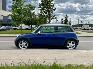 Blue MINI One 2004 in Vilnius, with an engine capacity of 1.60 L and mileage of 229 thousand km for 2500 €, photo 3 on AUTOMOTO.COM.LV