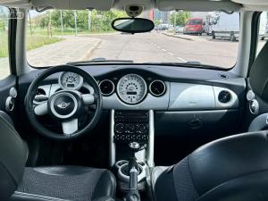 Blue MINI One 2004 in Vilnius, with an engine capacity of 1.60 L and mileage of 229 thousand km for 2500 €, photo 12 on AUTOMOTO.COM.LV