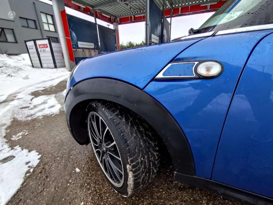 Zils MINI One 2010 Viļņa, ar dzinēja tilpumu 1.40 L un nobraukumu 244 tūkst. km par 3499 €, foto 2 vietnē AUTOMOTO.COM.LV