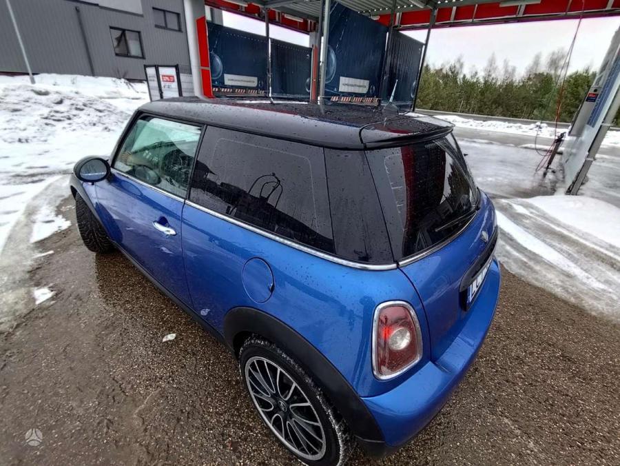 Zils MINI One 2010 Viļņa, ar dzinēja tilpumu 1.40 L un nobraukumu 244 tūkst. km par 3499 €, foto 4 vietnē AUTOMOTO.COM.LV