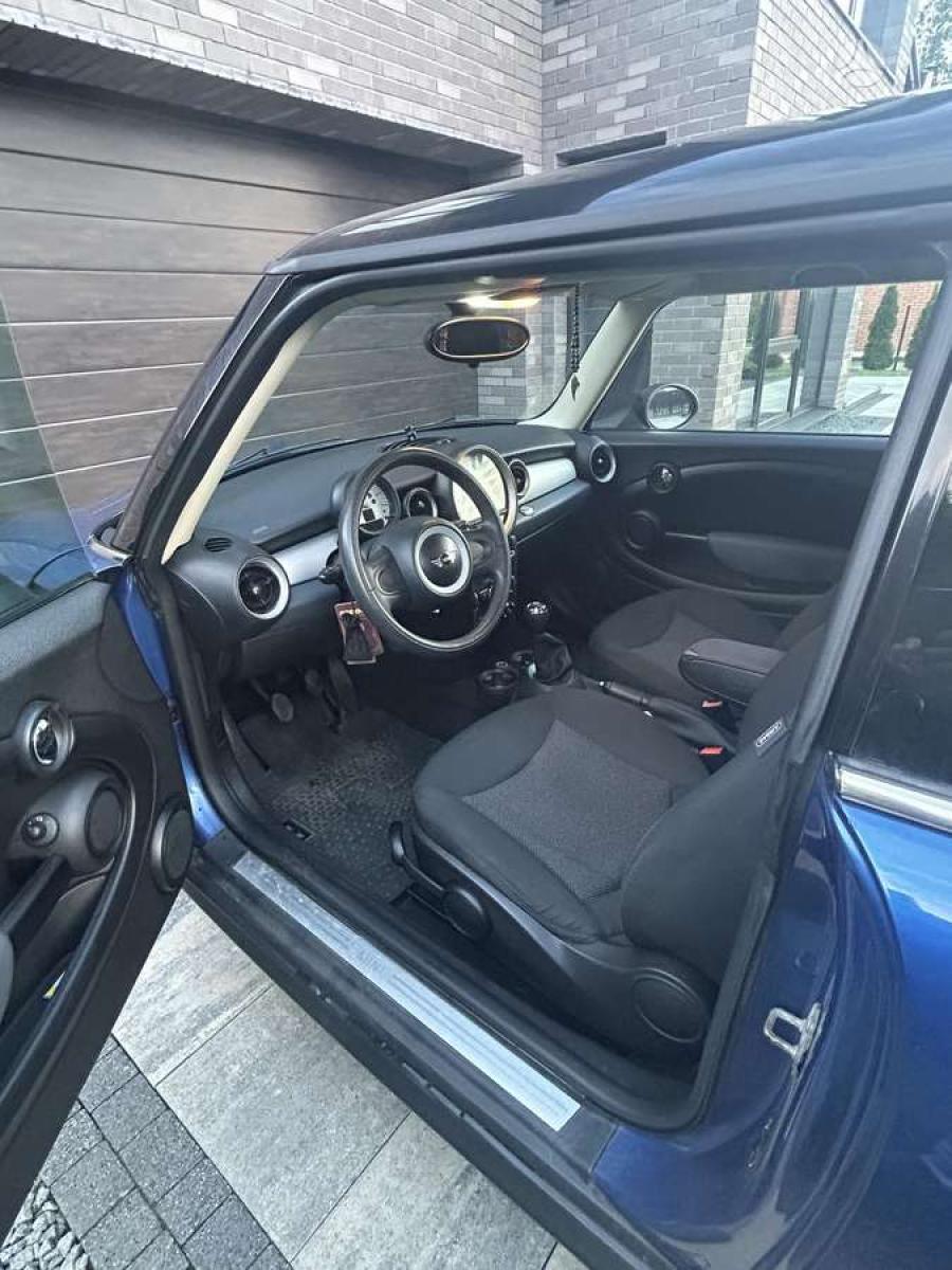 Zils MINI One 2011 Kauņa, ar dzinēja tilpumu 1.60 L un nobraukumu 360 tūkst. km par 4150 €, foto 7 vietnē AUTOMOTO.COM.LV