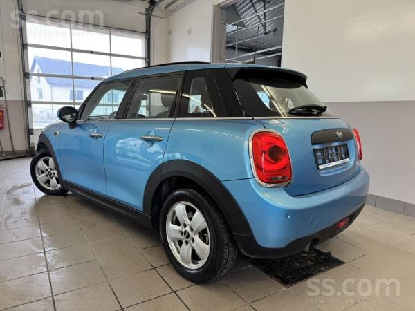 Blue MINI One 2018 in Tukums, with an engine capacity of 1.50 L and mileage of 50 thousand km for 10900 €, photo 2 on AUTOMOTO.COM.LV