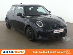 Blue MINI One 2021 in Kaunas, with an engine capacity of 1.50 L and mileage of 27 thousand km for 21689 €, photo 8 on AUTOMOTO.COM.LV
