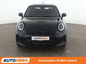 Blue MINI One 2021 in Kaunas, with an engine capacity of 1.50 L and mileage of 27 thousand km for 21689 €, photo 9 on AUTOMOTO.COM.LV