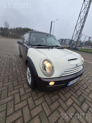 Brūns MINI One 2001 Valmiera, ar dzinēja tilpumu 1.60 L un nobraukumu 213 tūkst. km par 1500 €, foto 2 vietnē AUTOMOTO.COM.LV