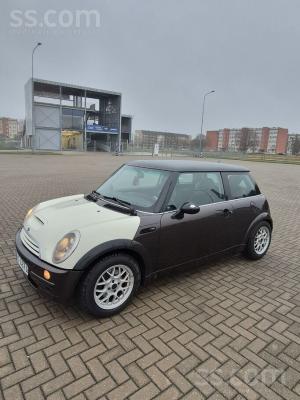 Brūns MINI One 2001 Valmiera, ar dzinēja tilpumu 1.60 L un nobraukumu 213 tūkst. km par 1300 €, foto 5 vietnē AUTOMOTO.COM.LV