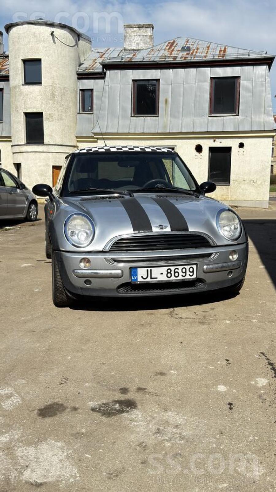 MINI One 2002 in Riga, with an engine capacity of 1.60 L and mileage of 266 thousand km for 700 €, photo 1 on AUTOMOTO.COM.LV