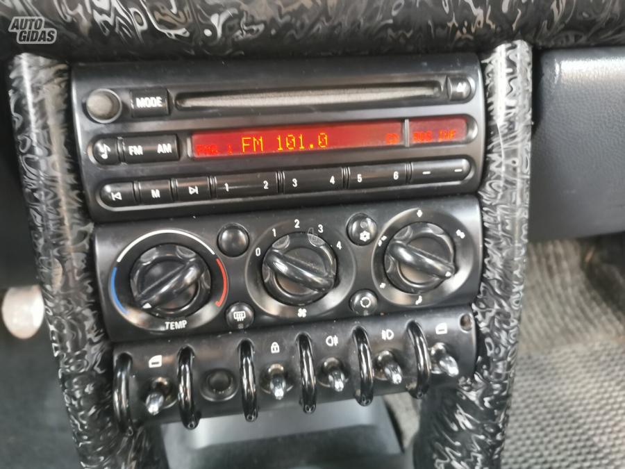 MINI One 2003 in Ignalina, with an engine capacity of 1.60 L and mileage of 30 thousand km for 785 €, photo 19 on AUTOMOTO.COM.LV
