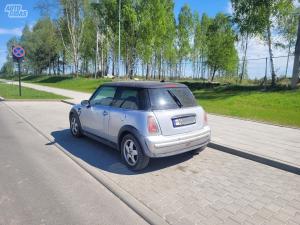 MINI One 2006 in Vilnius, with an engine capacity of 1.40 L and mileage of 271 thousand km for 1250 €, photo 5 on AUTOMOTO.COM.LV