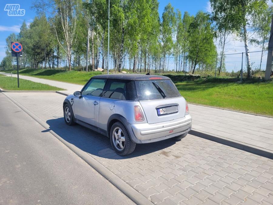 MINI One 2006 in Vilnius, with an engine capacity of 1.40 L and mileage of 271 thousand km for 1250 €, photo 5 on AUTOMOTO.COM.LV