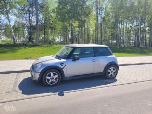 MINI One 2006 in Vilnius, with an engine capacity of 1.40 L and mileage of 271 thousand km for 1250 €, photo 8 on AUTOMOTO.COM.LV