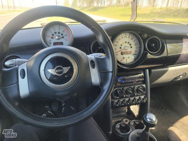 MINI One 2006 in Vilnius, with an engine capacity of 1.40 L and mileage of 271 thousand km for 1250 €, photo 10 on AUTOMOTO.COM.LV