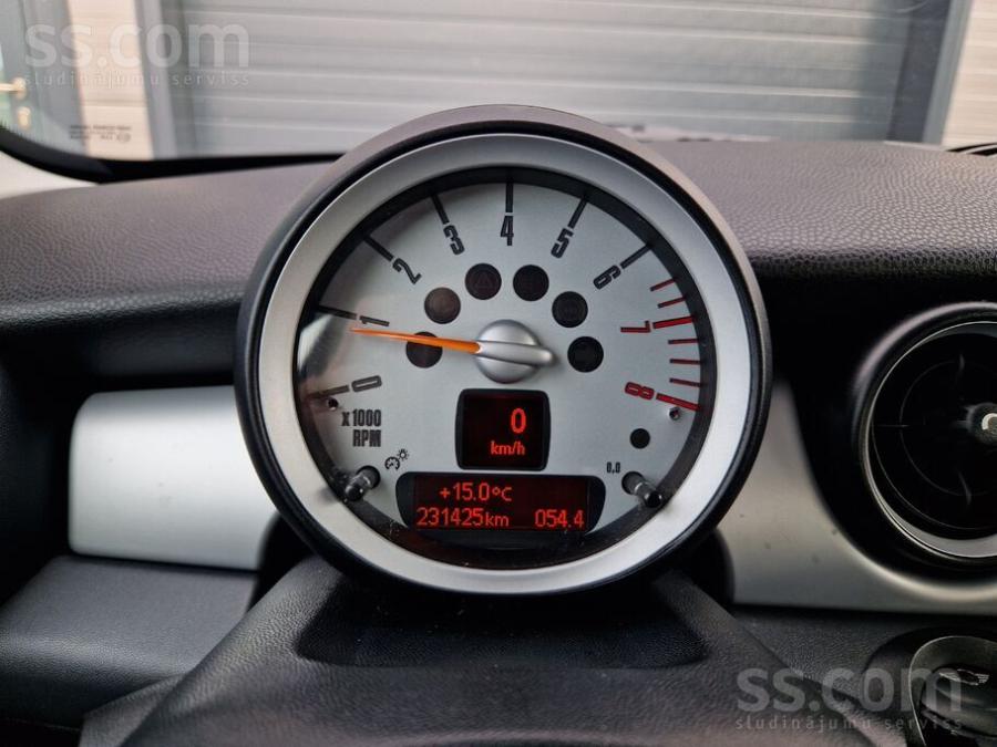 MINI One 2009 in Liepaja, with an engine capacity of 1.40 L and mileage of 231 thousand km for 2990 €, photo 13 on AUTOMOTO.COM.LV