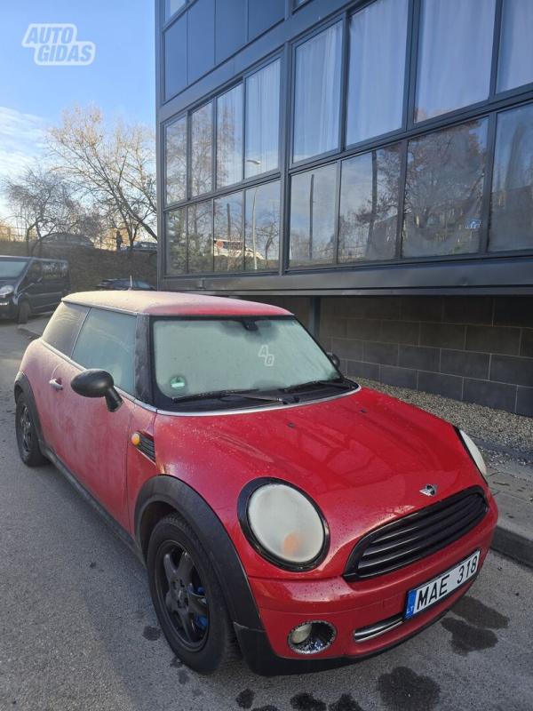 MINI One 2010 in Vilnius, with an engine capacity of 1.40 L and mileage of 26 thousand km for 1600 €, photo 1 on AUTOMOTO.COM.LV