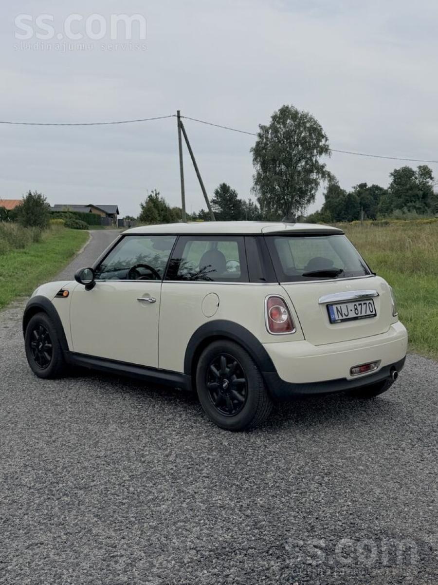 MINI One 2011 Rīga, ar dzinēja tilpumu 1.60 L un nobraukumu 193 tūkst. km par 3195 €, foto 3 vietnē AUTOMOTO.COM.LV