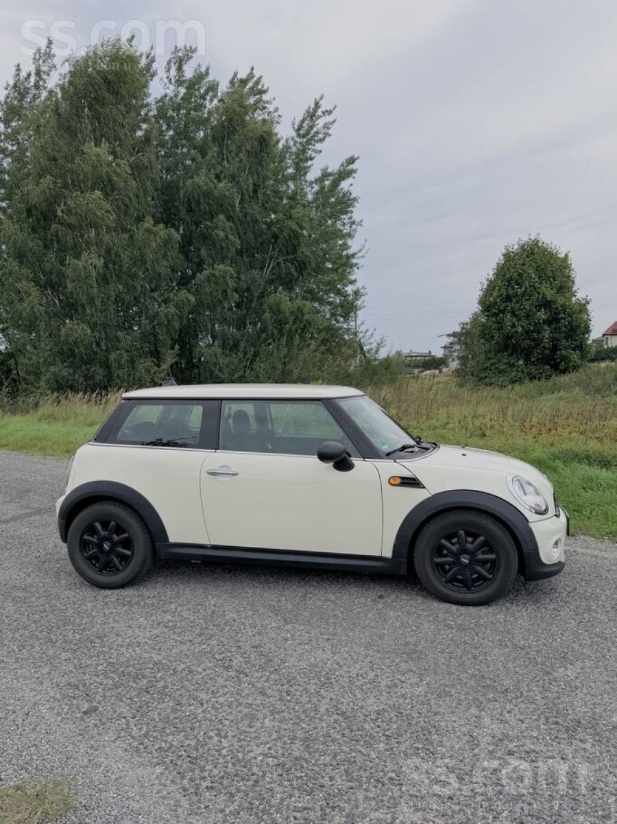 MINI One 2011 Rīga, ar dzinēja tilpumu 1.60 L un nobraukumu 193 tūkst. km par 3195 €, foto 5 vietnē AUTOMOTO.COM.LV