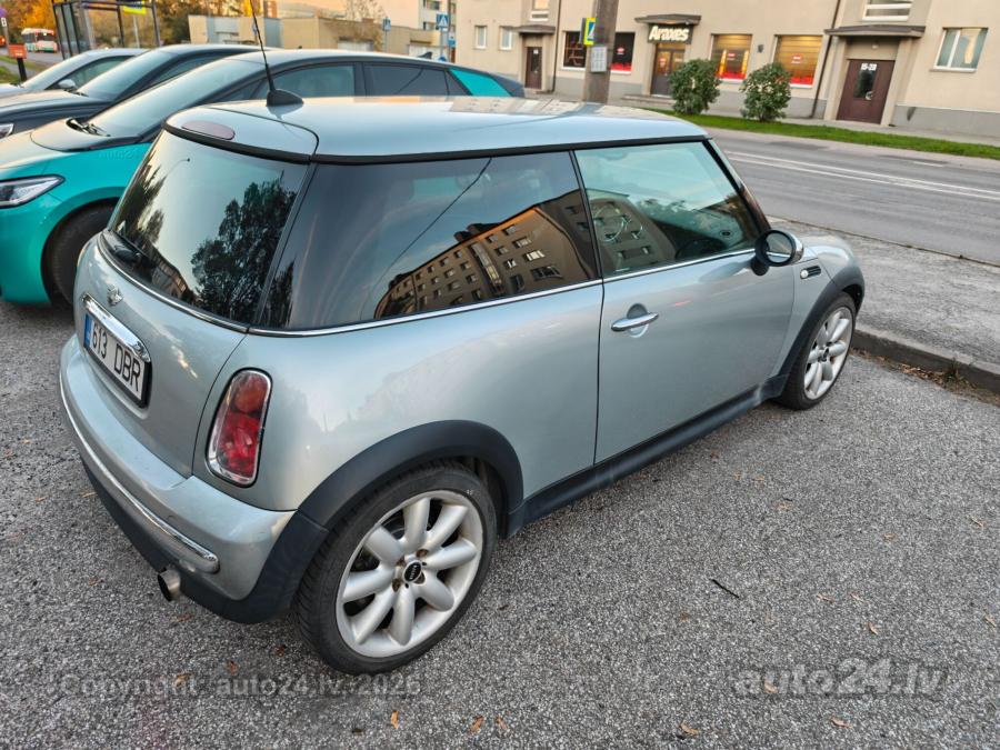 Grey MINI One D 2005 in Tallinn, with an engine capacity of 1.40 L and mileage of 263 thousand km for 1250 €, photo 7 on AUTOMOTO.COM.LV