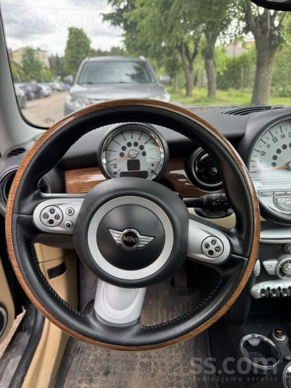 Zaļš MINI One 2007 Rīga, ar dzinēja tilpumu 1.60 L un nobraukumu 285 tūkst. km par 500 €, foto 6 vietnē AUTOMOTO.COM.LV
