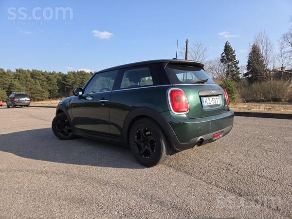 Green MINI One 2015 in Riga, with an engine capacity of 1.20 L and mileage of 119 thousand km for 4699 €, photo 6 on AUTOMOTO.COM.LV
