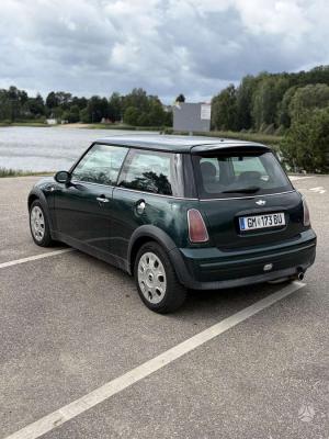 Zaļš MINI One 2003 Utena, ar dzinēja tilpumu 1.60 L un nobraukumu 204 tūkst. km par 820 €, foto 7 vietnē AUTOMOTO.COM.LV