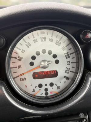 Zaļš MINI One 2003 Utena, ar dzinēja tilpumu 1.60 L un nobraukumu 204 tūkst. km par 820 €, foto 10 vietnē AUTOMOTO.COM.LV