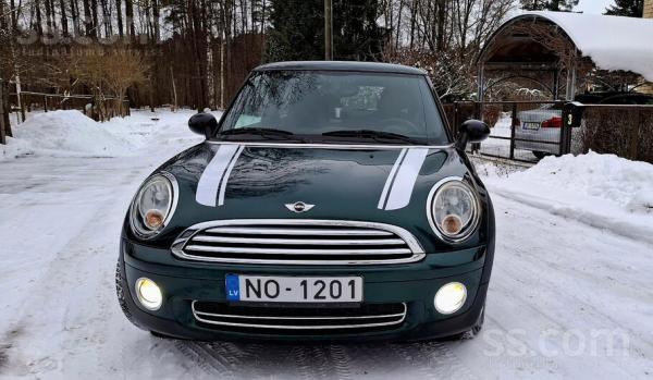 Zaļš MINI One 2007 Jelgava, ar dzinēja tilpumu 1.40 L un nobraukumu 128 tūkst. km par 2999 €, foto 4 vietnē AUTOMOTO.COM.LV
