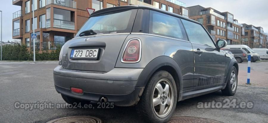 Zaļš MINI One 2009 Tallina, ar dzinēja tilpumu 1.40 L un nobraukumu 183 tūkst. km par 2890 €, foto 9 vietnē AUTOMOTO.COM.LV