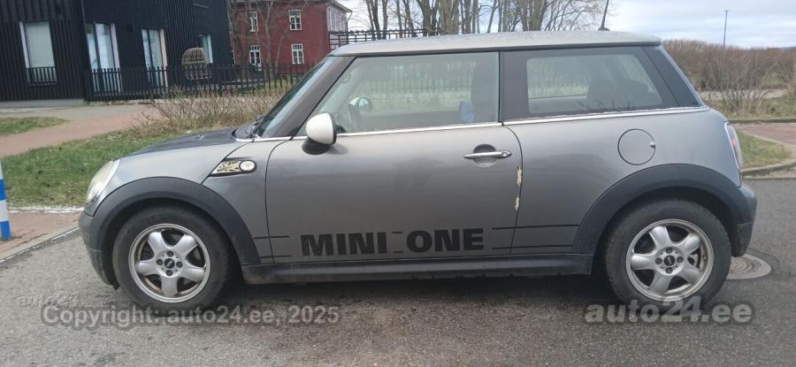 Zaļš MINI One 2009 Tallina, ar dzinēja tilpumu 1.40 L un nobraukumu 183 tūkst. km par 2890 €, foto 11 vietnē AUTOMOTO.COM.LV