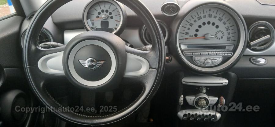 Zaļš MINI One 2009 Tallina, ar dzinēja tilpumu 1.40 L un nobraukumu 183 tūkst. km par 2890 €, foto 16 vietnē AUTOMOTO.COM.LV