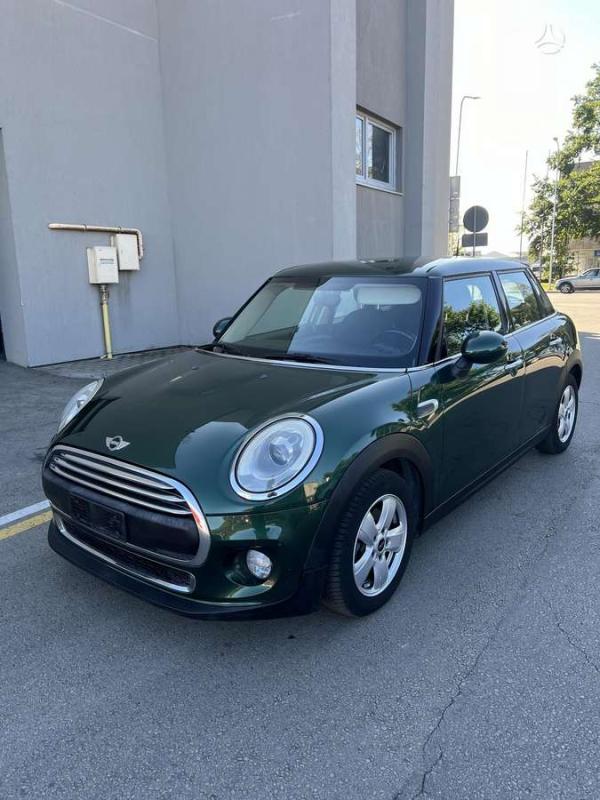 Green MINI One 2015 in Panevezys, with an engine capacity of 1.50 L and mileage of 184 thousand km for 5500 €, photo 1 on AUTOMOTO.COM.LV