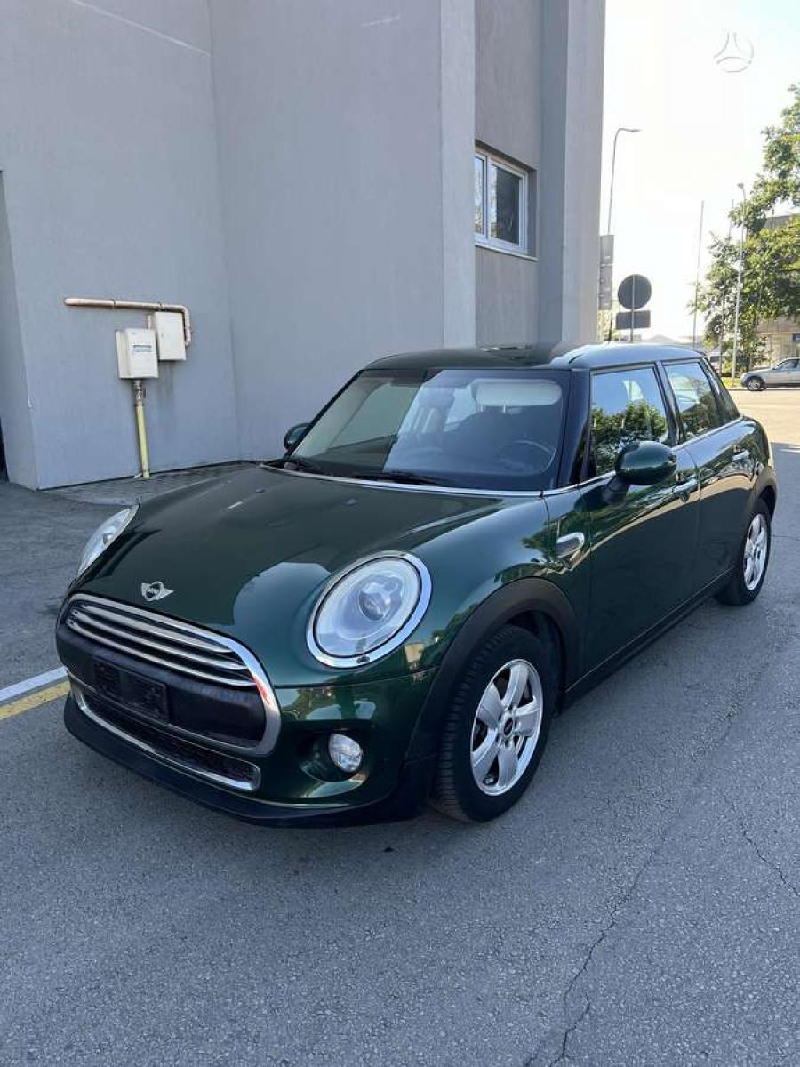 Green MINI One 2015 in Panevezys, with an engine capacity of 1.50 L and mileage of 184 thousand km for 5500 €, photo 1 on AUTOMOTO.COM.LV