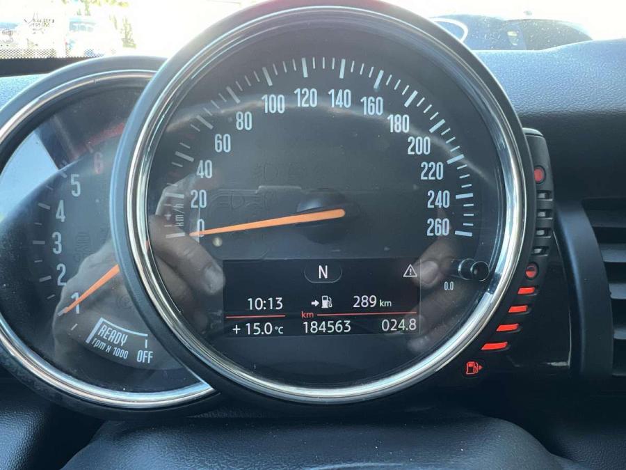 Green MINI One 2015 in Panevezys, with an engine capacity of 1.50 L and mileage of 184 thousand km for 5500 €, photo 14 on AUTOMOTO.COM.LV