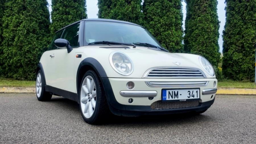 Pelēks MINI One 2004 Rīga, ar dzinēja tilpumu 2.00 L un nobraukumu 267 tūkst. km par 2200 €, foto 1 vietnē AUTOMOTO.COM.LV