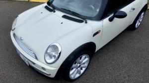 Pelēks MINI One 2004 Rīga, ar dzinēja tilpumu 2.00 L un nobraukumu 267 tūkst. km par 2200 €, foto 9 vietnē AUTOMOTO.COM.LV