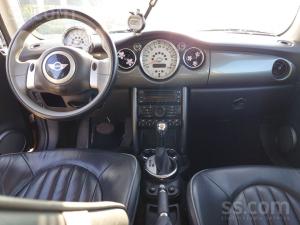 Pelēks MINI One 2006 Rīga, ar dzinēja tilpumu 1.60 L un nobraukumu 313 tūkst. km par 2700 €, foto 3 vietnē AUTOMOTO.COM.LV