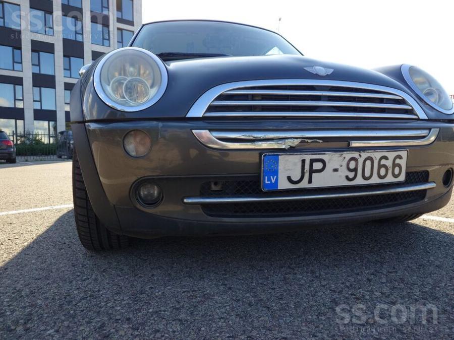 Pelēks MINI One 2006 Rīga, ar dzinēja tilpumu 1.60 L un nobraukumu 313 tūkst. km par 2700 €, foto 6 vietnē AUTOMOTO.COM.LV
