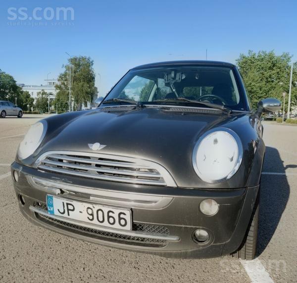 Серый Мини Ван 2006 в Рига, объемом двигателя 1.60 л и пробегом 313 тыс. км за 2700 €, фото 7 на AUTOMOTO.COM.LV