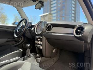 Grey MINI One 2008 in Riga, with an engine capacity of 1.40 L and mileage of 0 thousand km for 3600 €, photo 8 on AUTOMOTO.COM.LV