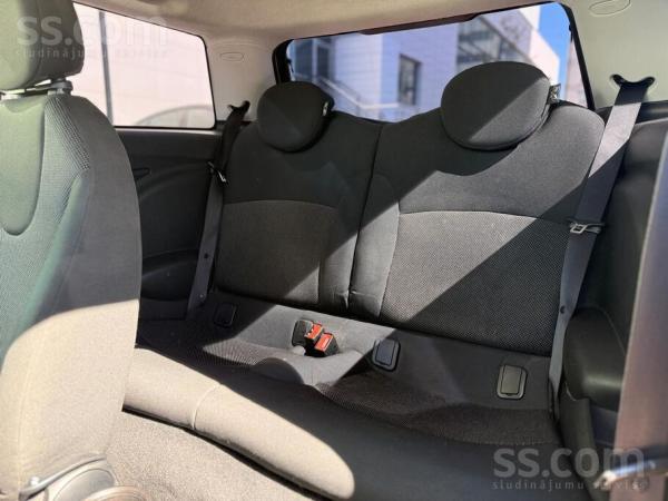Grey MINI One 2008 in Riga, with an engine capacity of 1.40 L and mileage of 0 thousand km for 3400 €, photo 4 on AUTOMOTO.COM.LV