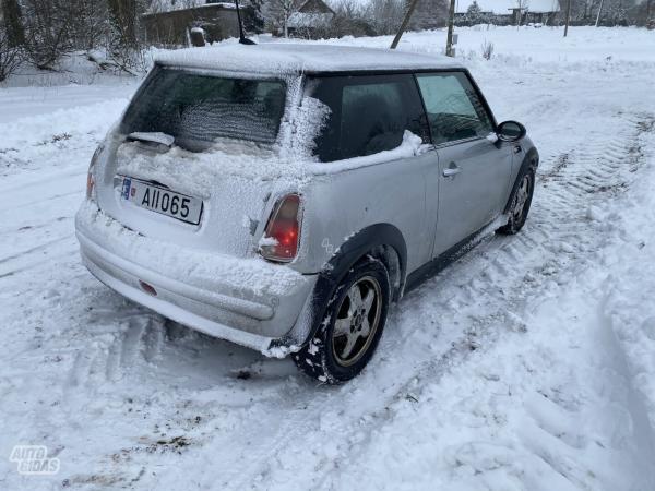 Pelēks MINI One 2006 Viļņa, ar dzinēja tilpumu 1.40 L un nobraukumu 272 tūkst. km par 1000 €, foto 4 vietnē AUTOMOTO.COM.LV