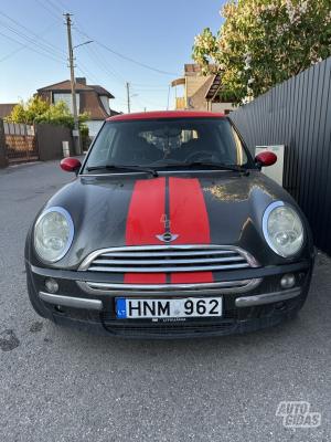 Grey MINI One 2006 in Kaunas, with an engine capacity of 1.40 L and mileage of 320 thousand km for 1200 €, photo 3 on AUTOMOTO.COM.LV