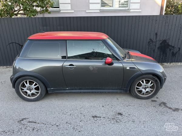 Grey MINI One 2006 in Kaunas, with an engine capacity of 1.40 L and mileage of 320 thousand km for 1200 €, photo 3 on AUTOMOTO.COM.LV