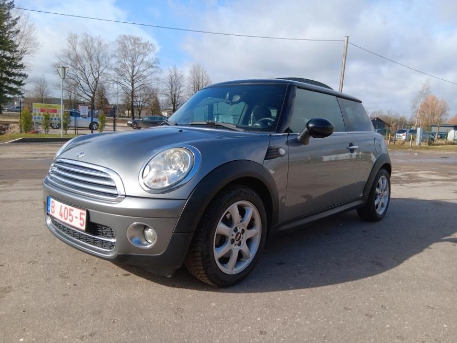 Grey MINI One 2009 in Riga, with an engine capacity of 1.60 L and mileage of 226 thousand km for 4200 €, photo 11 on AUTOMOTO.COM.LV