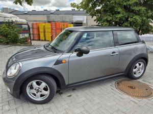 Grey MINI One 2010 in Kaunas, with an engine capacity of 1.40 L and mileage of 150 thousand km for 5100 €, photo 4 on AUTOMOTO.COM.LV