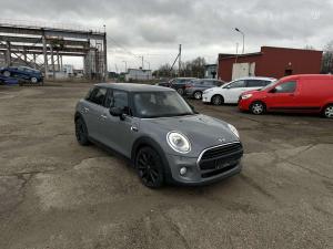Grey MINI One 2016 in Vilnius, with an engine capacity of 1.50 L and mileage of 296 thousand km for 5900 €, photo  on AUTOMOTO.COM.LV